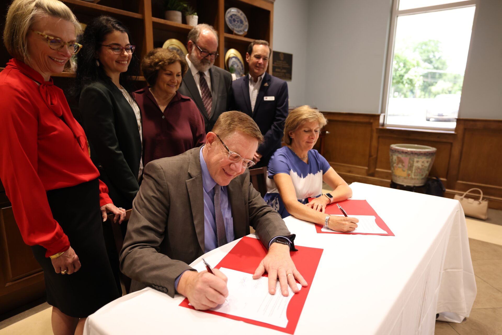 Nicholls, UNO Sign Engineering MOU - Nicholls News